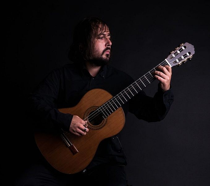 Thomas Ettorre, docente di chitarra | Scuole di musica Paganini